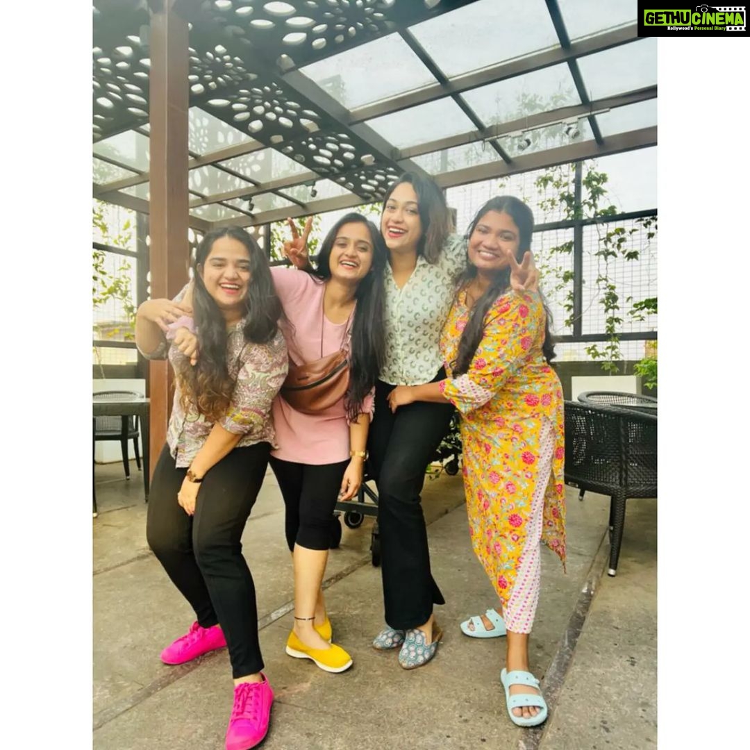 Gopika Anil Instagram – . ♥️👭👭♥️ @__keerthana_anil__ @chithira_rose ...