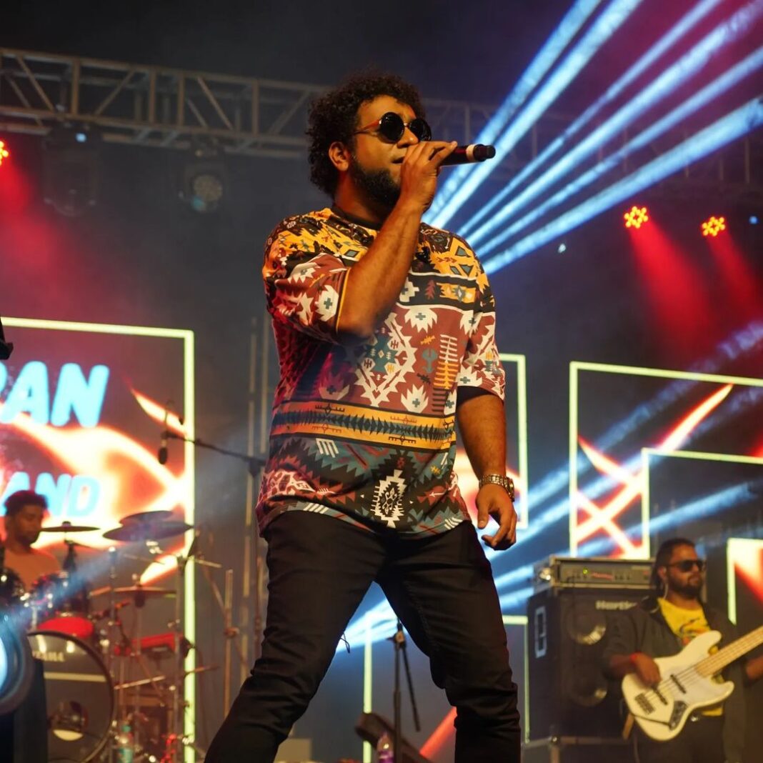 Singer Haricharan HD Photos and Wallpapers May 2023 | Gethu Cinema