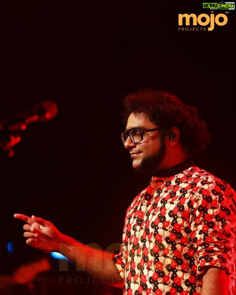 Singer Haricharan HD Instagram Photos and Wallpapers May 2023 | Gethu ...