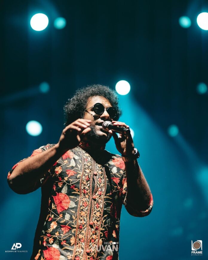 Singer Haricharan HD Photos and Wallpapers April 2023 - Gethu Cinema