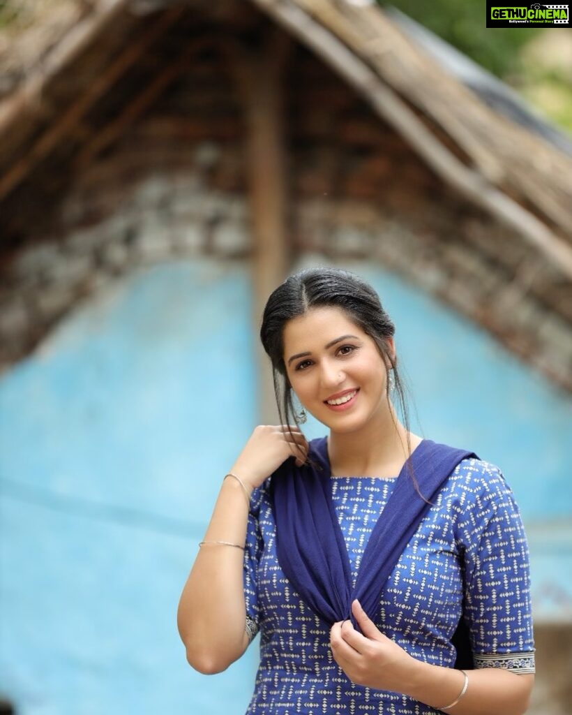 Actress Isha Rikhi HD Instagram Photos and Wallpapers February 2022 ...