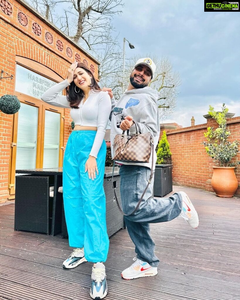 Actress Isha Rikhi HD Instagram Photos and Wallpapers May 2023 | Gethu ...