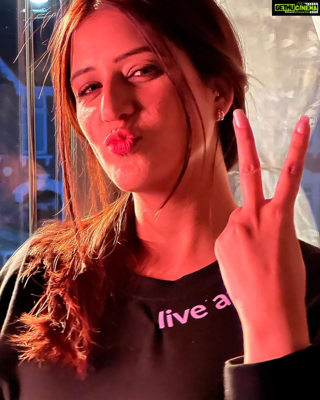 Isha Rikhi Instagram – 😚 🏻 . . . Wearing @liveaastey 💜 | Gethu Cinema