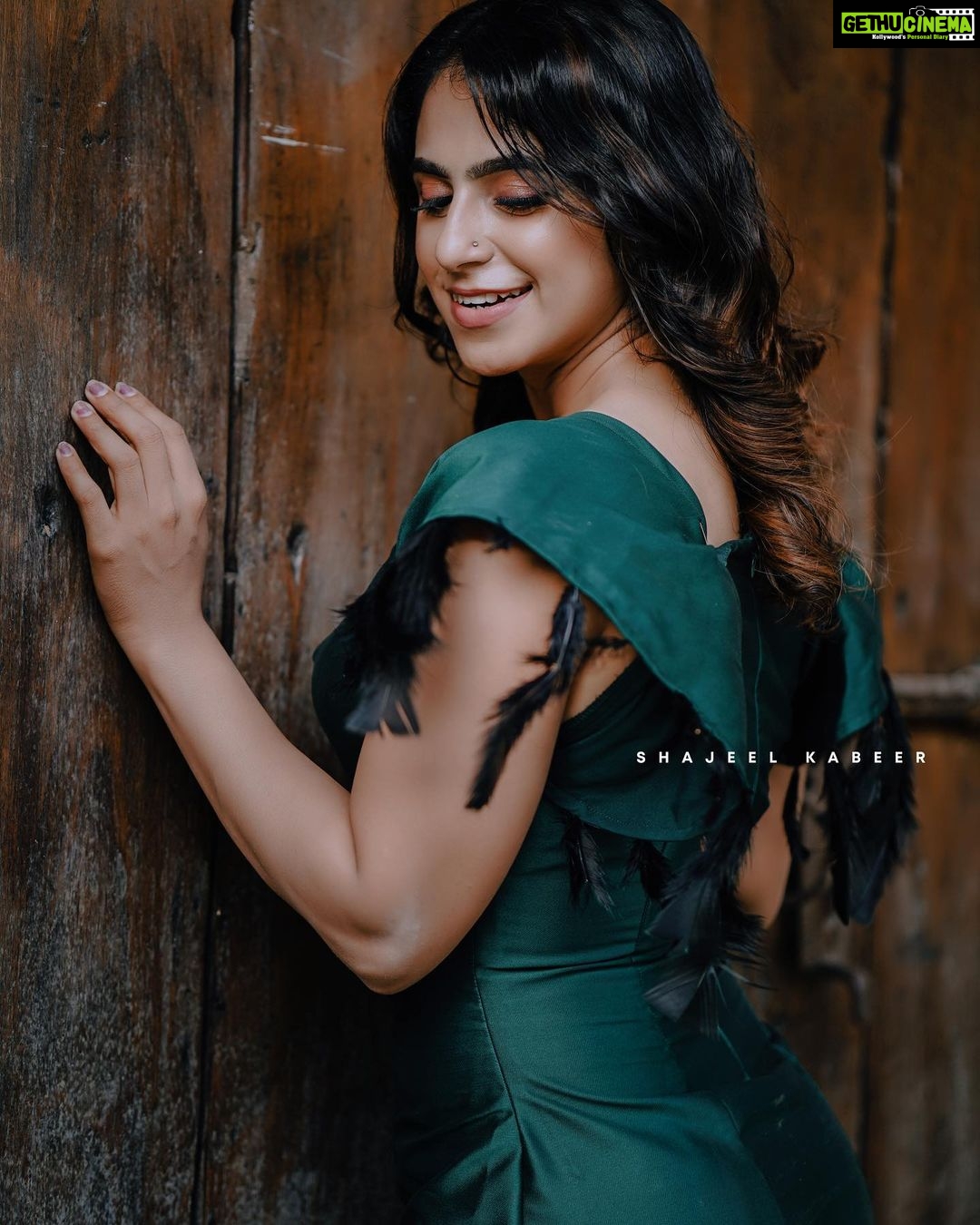 Jaseela Parveen Instagram – 📸_ @shajeel_kabeer @jaseela_parveen 🎨 ...