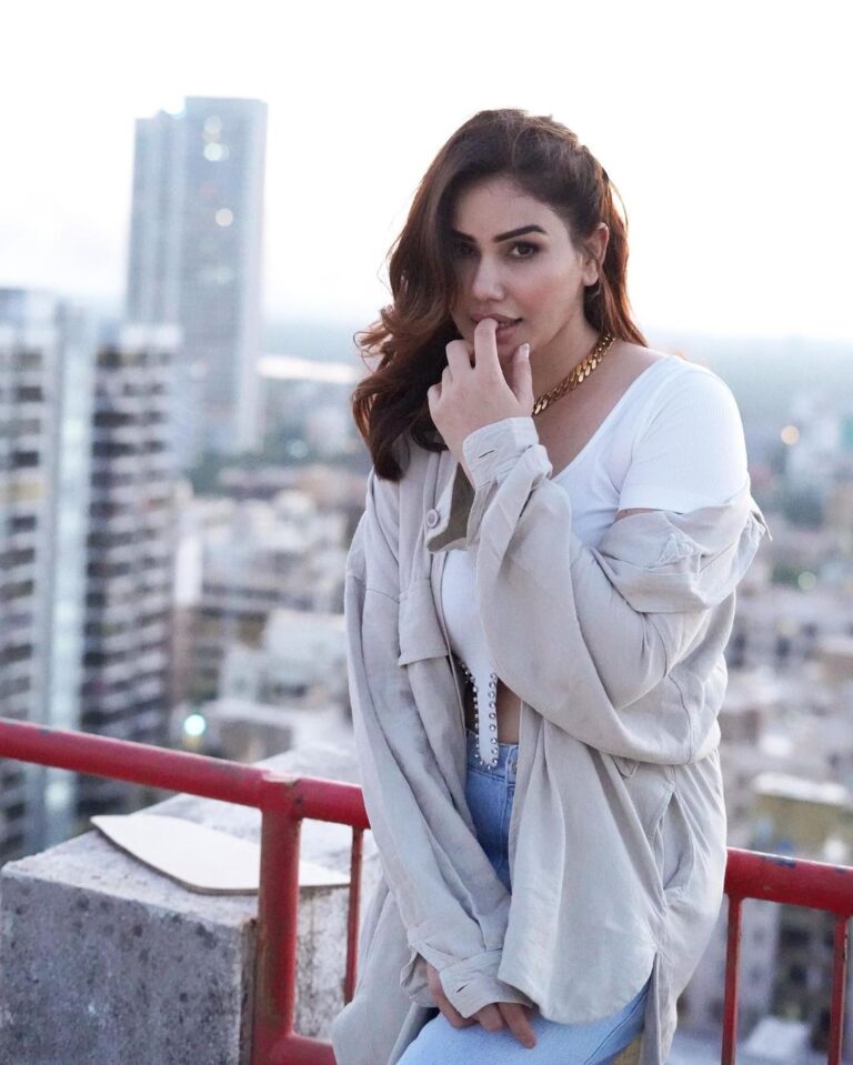 Kangna Sharma Wiki, Biography, Age, Gallery, Spouse and more