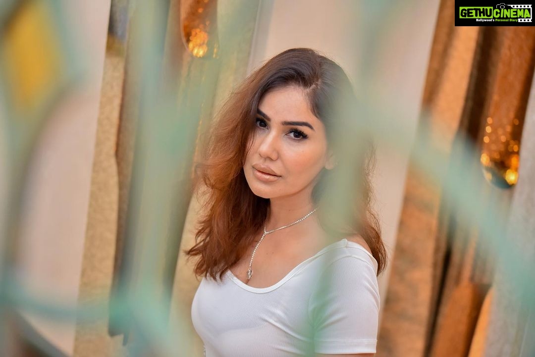 Kangna Sharma Instagram - 🥰😍greenery 😍🥰 - Gethu Cinema