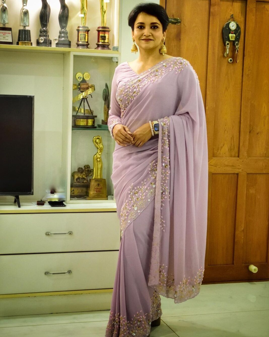 Actress Lena Kumar HD Photos and Wallpapers December 2022 - Gethu Cinema