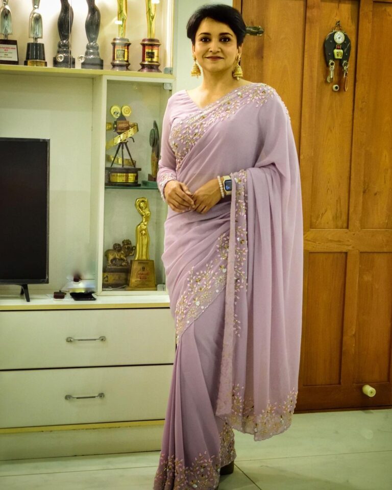 Actress Lena Kumar HD Photos and Wallpapers December 2022 - Gethu Cinema