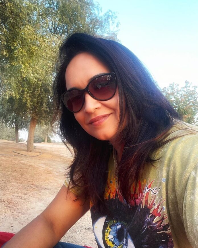 Actress Lena Kumar HD Photos and Wallpapers July 2022 | Gethu Cinema