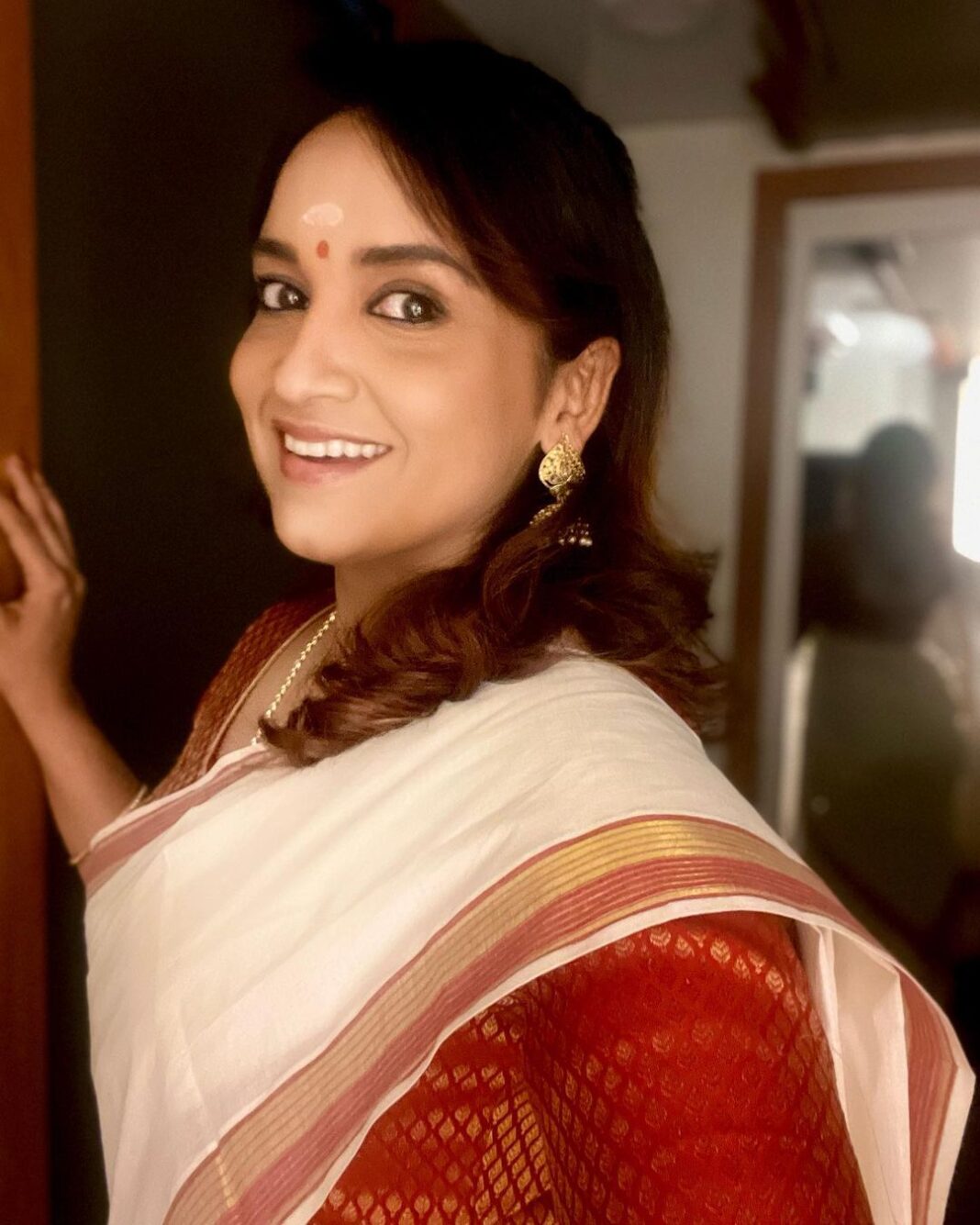 Actress Lena Kumar HD Photos and Wallpapers July 2022 - Gethu Cinema