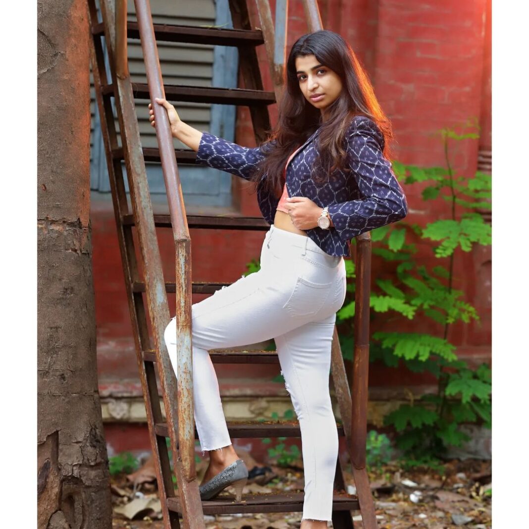 Actress Lisha Chinnu HD Instagram Photos and Wallpapers August 2022 ...