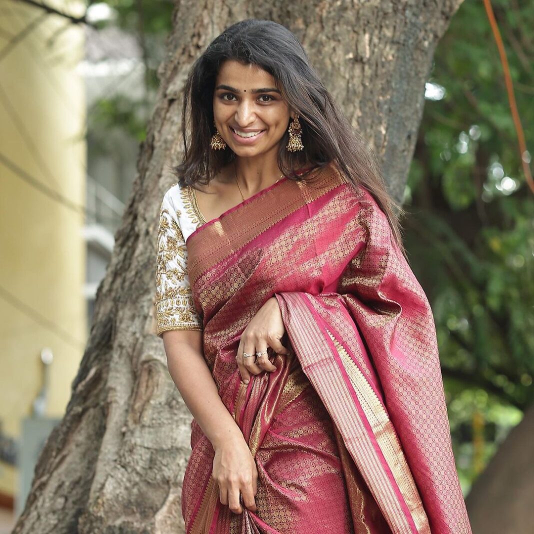 Actress Lisha Chinnu HD Instagram Photos and Wallpapers March 2023 ...