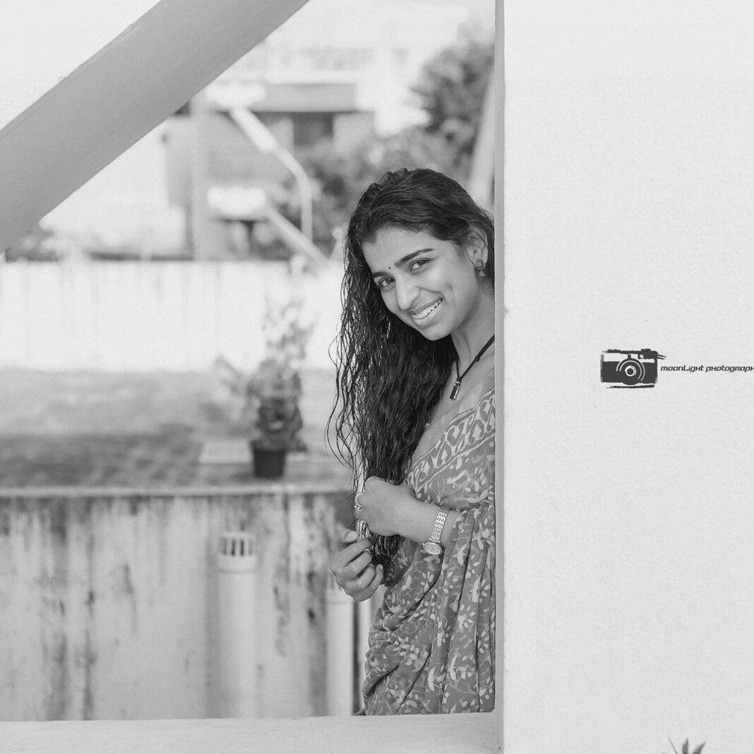 Actress Lisha Chinnu HD Instagram Photos and Wallpapers March 2023 ...
