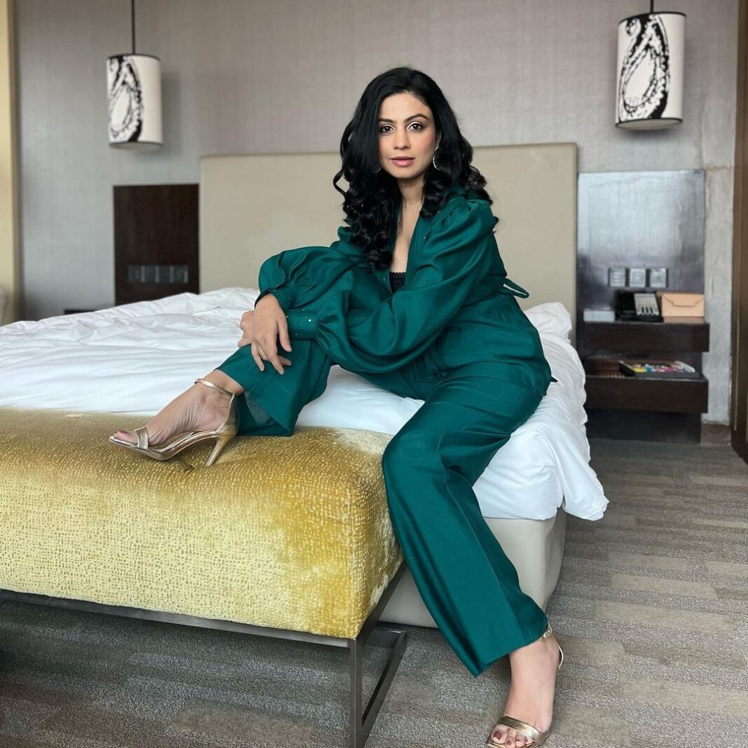 Actress Manasi Parekh HD Photos and Wallpapers March 2023 - Gethu Cinema