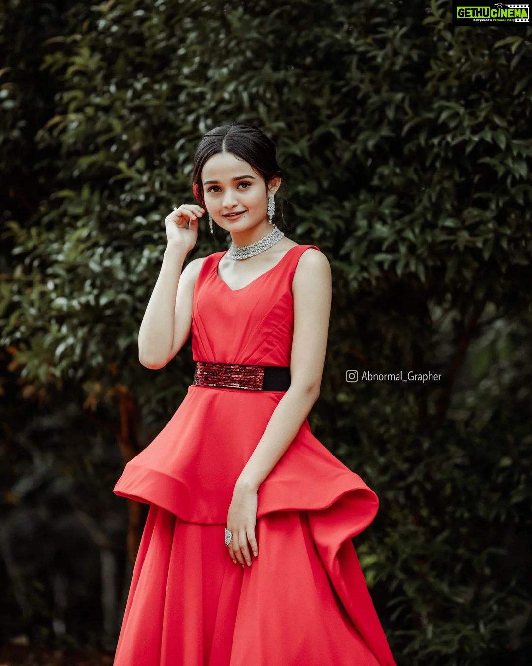 Meenakshi Anoop Instagram – Defines 🪞 Stylist and designer : @doms.2010 ...