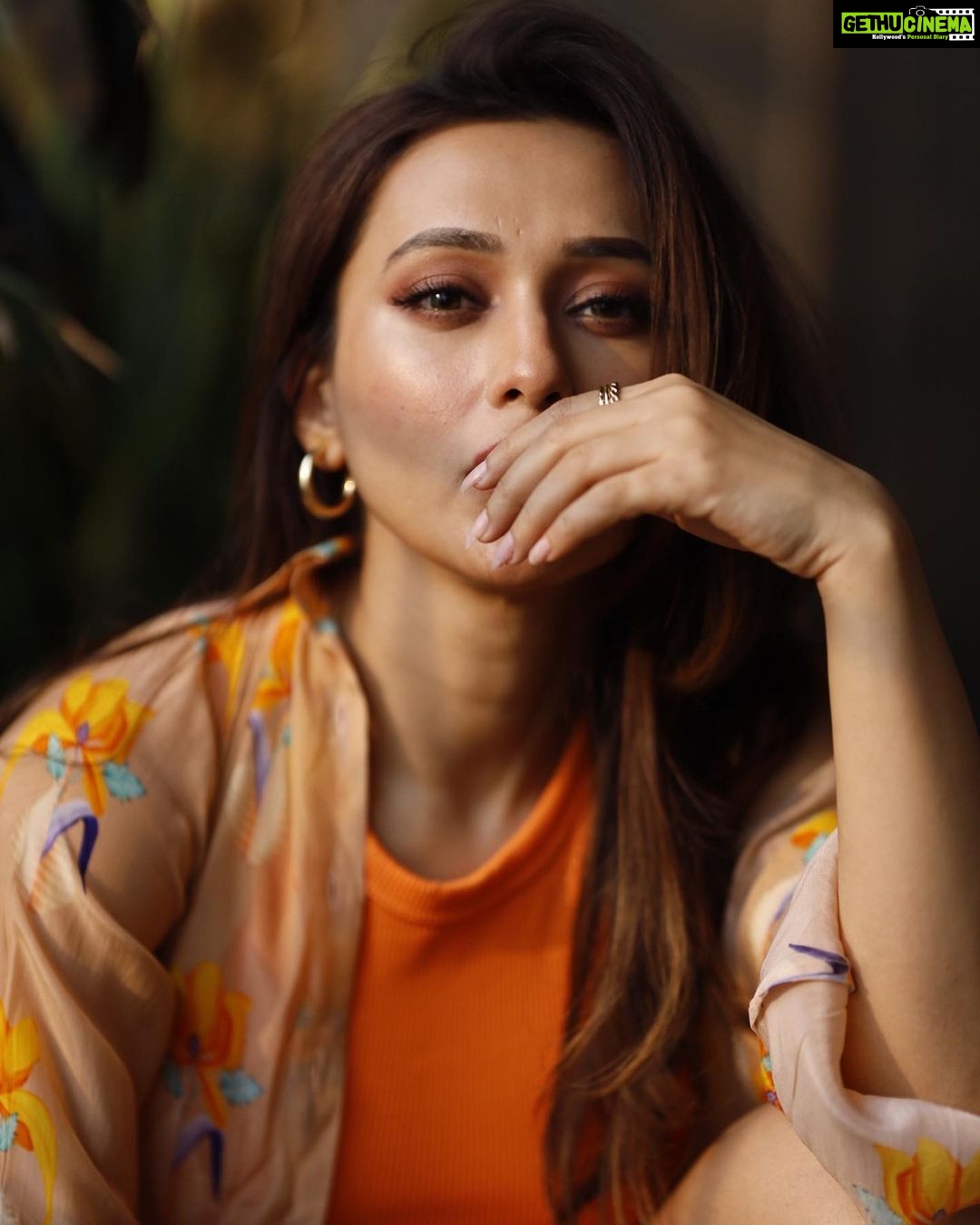 Actress Mimi Chakraborty HD Instagram Photos and Wallpapers March 2023 ...