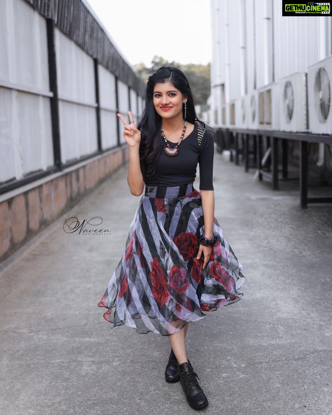 Monisha Blessy Instagram – 🖤 ♥️ Outfit:@styl_chennai 🔥 📸: @uv_naveen # ...