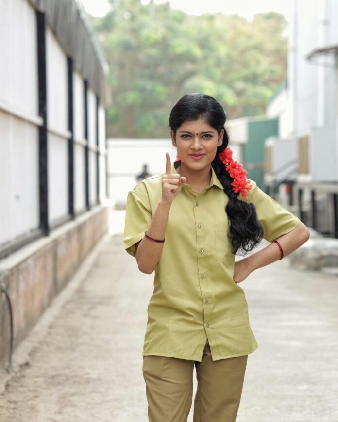 Actress Monisha Blessy HD Photos and Wallpapers May 2023 | Gethu Cinema