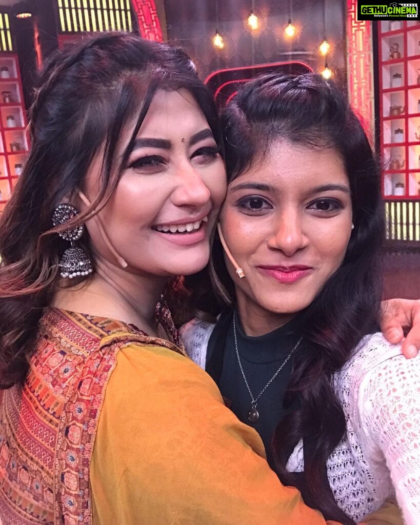 Actress Monisha Blessy HD Instagram Photos and Wallpapers February 2023 ...