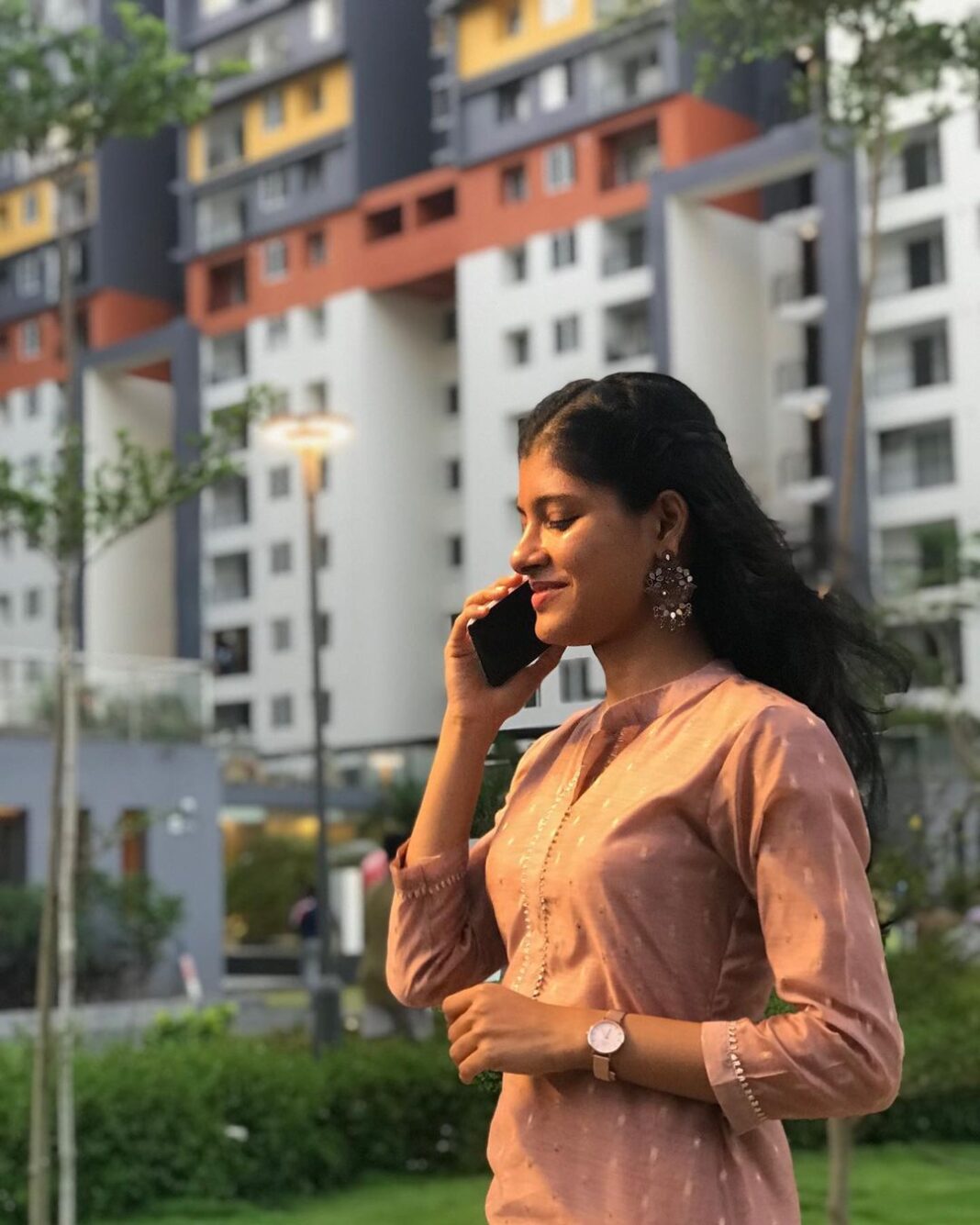 Actress Monisha Blessy HD Photos and Wallpapers June 2022 - Gethu Cinema