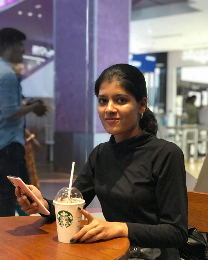 Actress Monisha Blessy HD Photos and Wallpapers May 2022 | Gethu Cinema