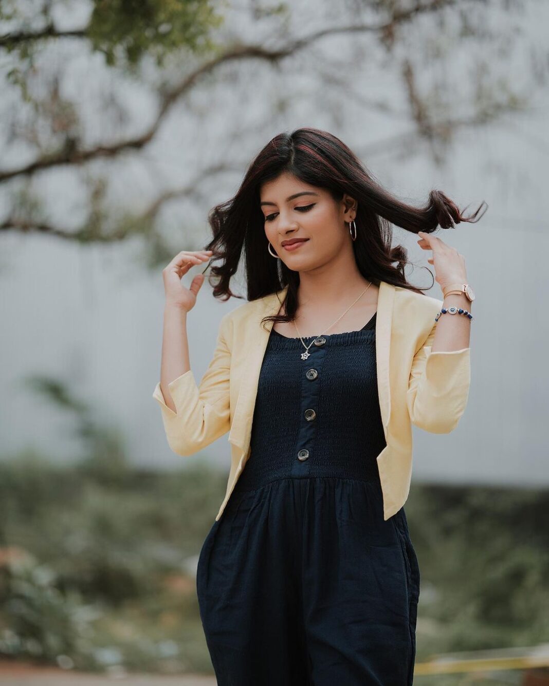 Actress Monisha Blessy HD Photos and Wallpapers April 2023 - Gethu Cinema