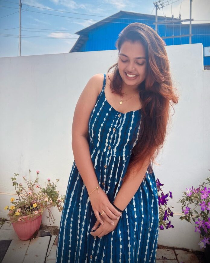 Actress Mridula Vijay HD Photos and Wallpapers April 2023 | Gethu Cinema
