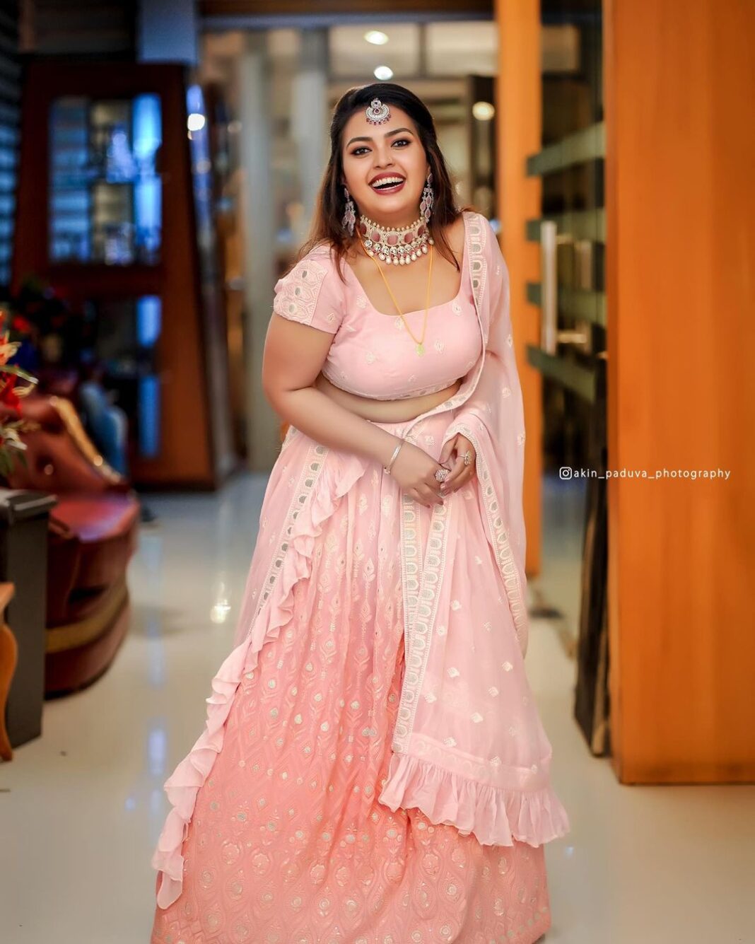 Actress Mridula Vijay HD Photos and Wallpapers March 2023 | Gethu Cinema