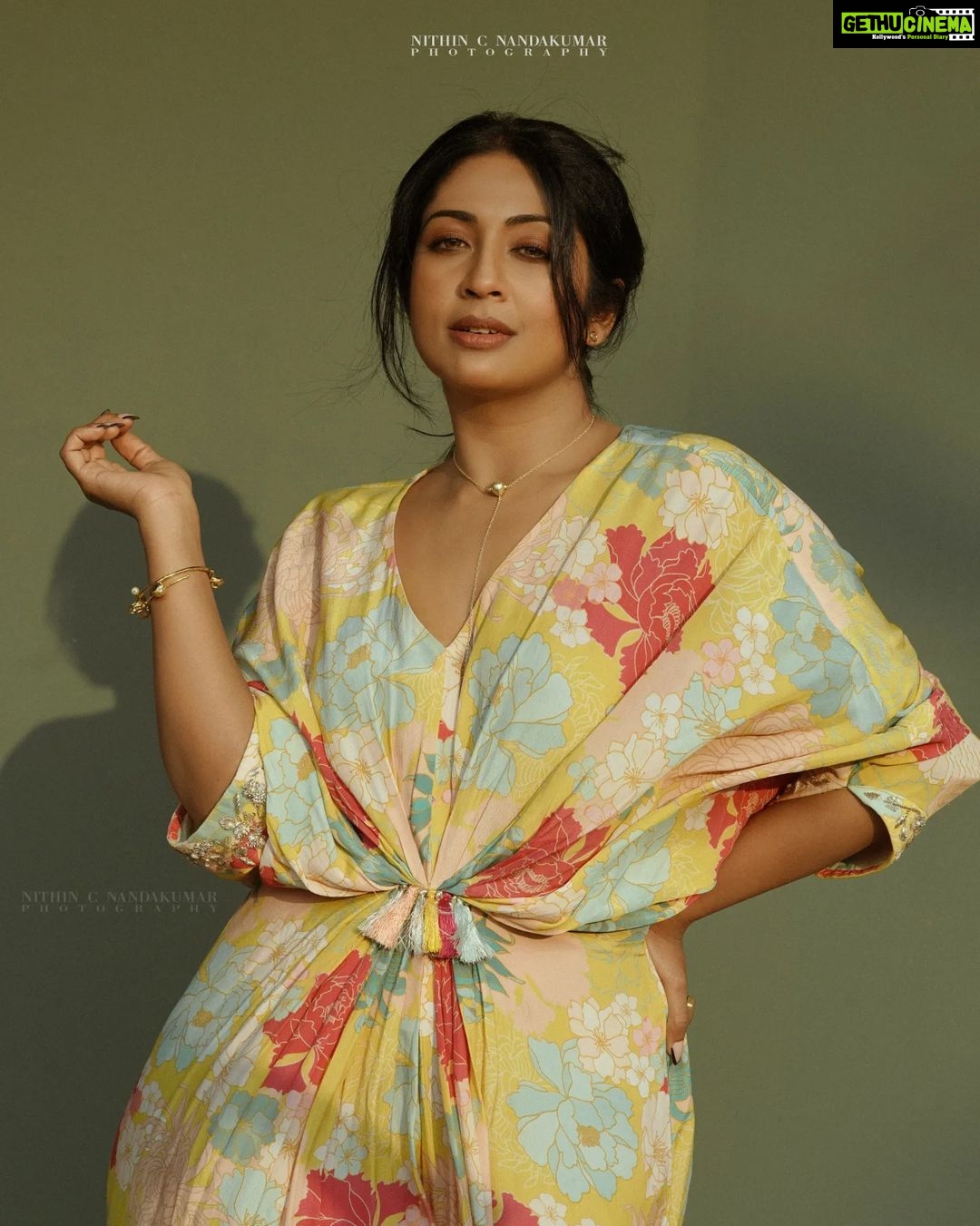 Navya Nair Instagram – @navyanair143 Styled by :- @rn.rakhi Make-up ...