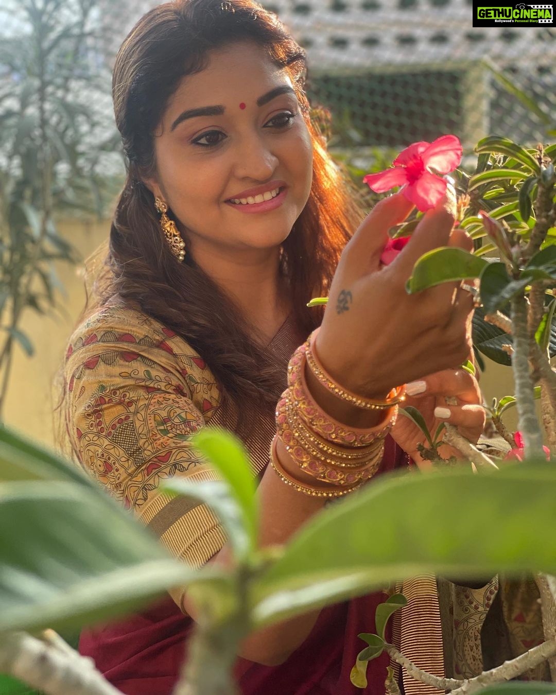 Neelima Rani Instagram – Good morning fam 🥰 have a blooming day 🫶🏼 ...