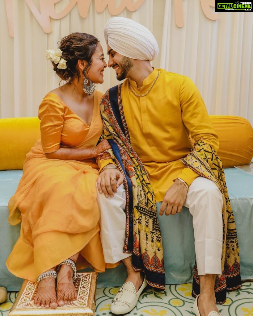 Actress Neha Kakkar HD Instagram Photos and Wallpapers October 2020 ...
