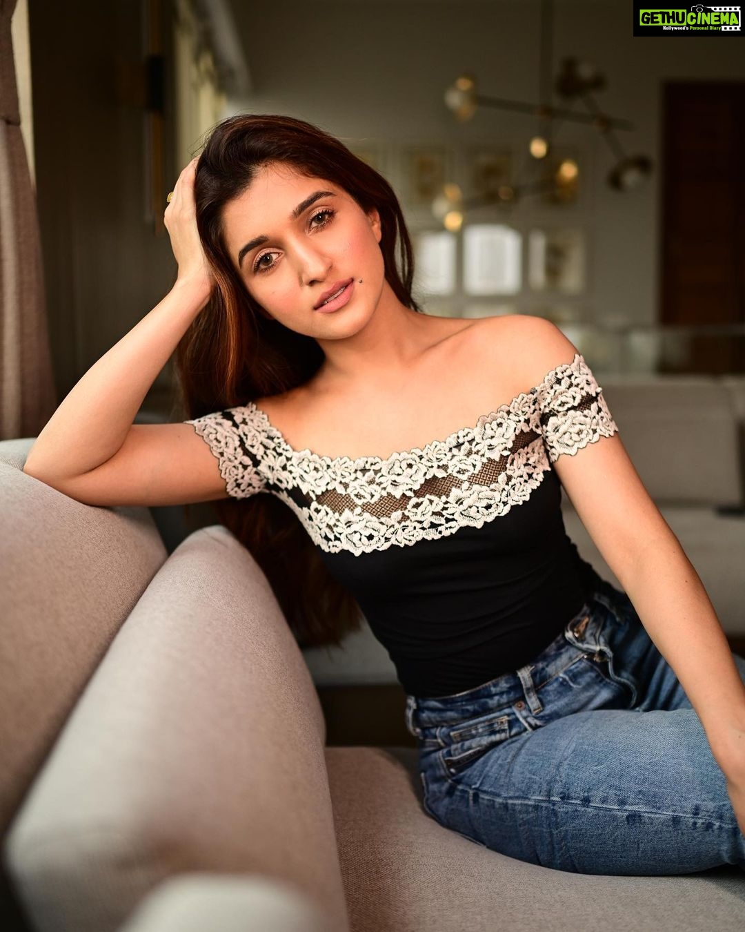 Nidhi Shah Instagram – I still see you at every sunset 💕 . . . . . Mua ...