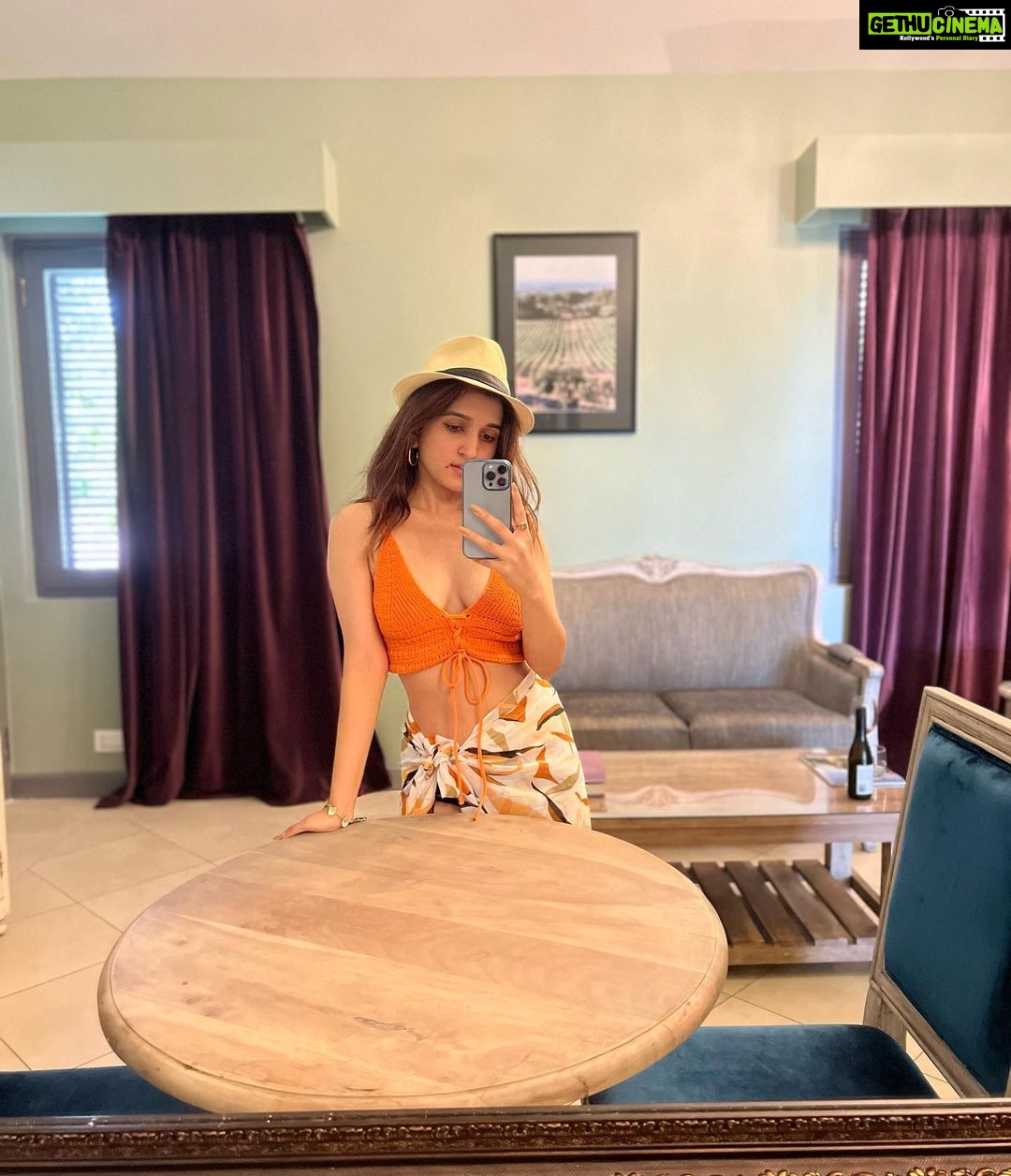 Nidhi Shah Instagram – That summer feeling 🌊🌴 | Gethu Cinema