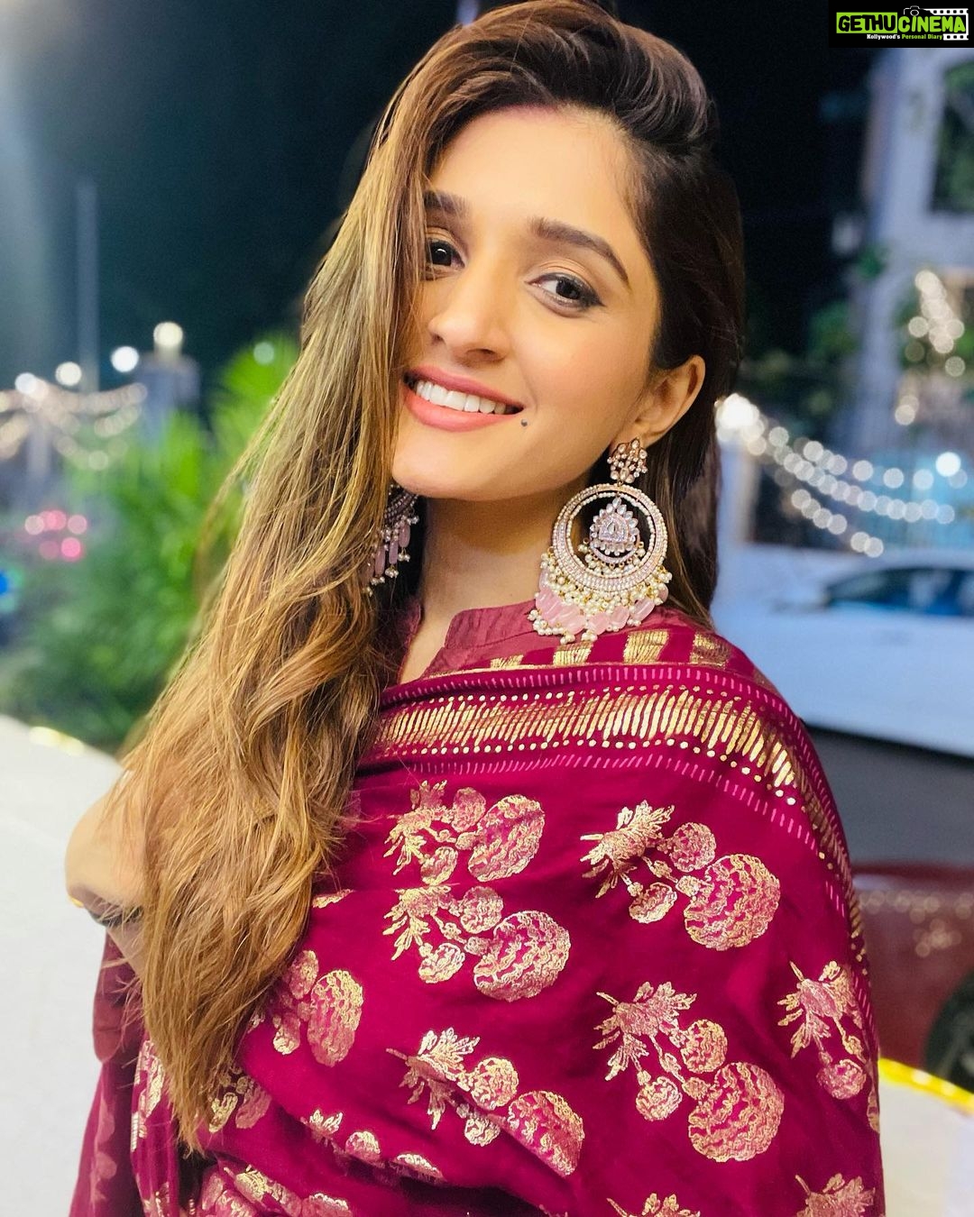 Nidhi Shah Instagram – Happy choti diwali 💫 | Gethu Cinema