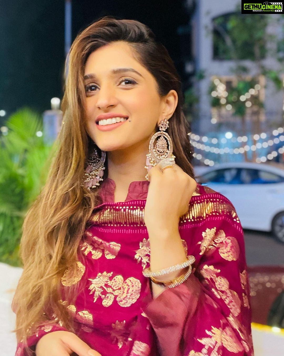 Nidhi Shah Instagram – Happy choti diwali 💫 | Gethu Cinema