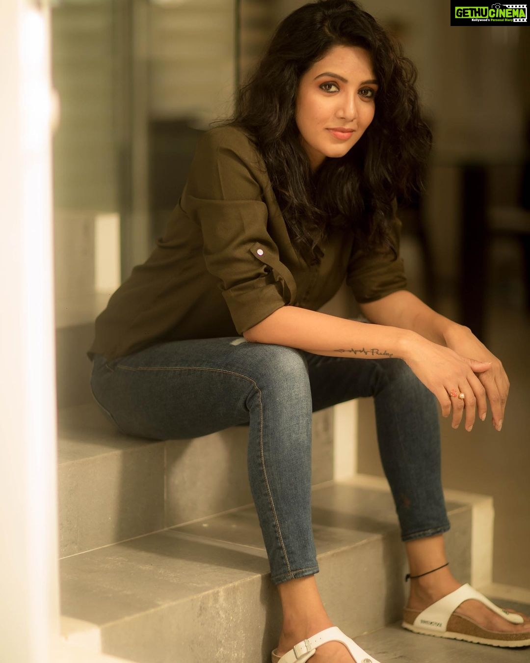 Actress Pavani Reddy HD Instagram Photos and Wallpapers October 2021 ...
