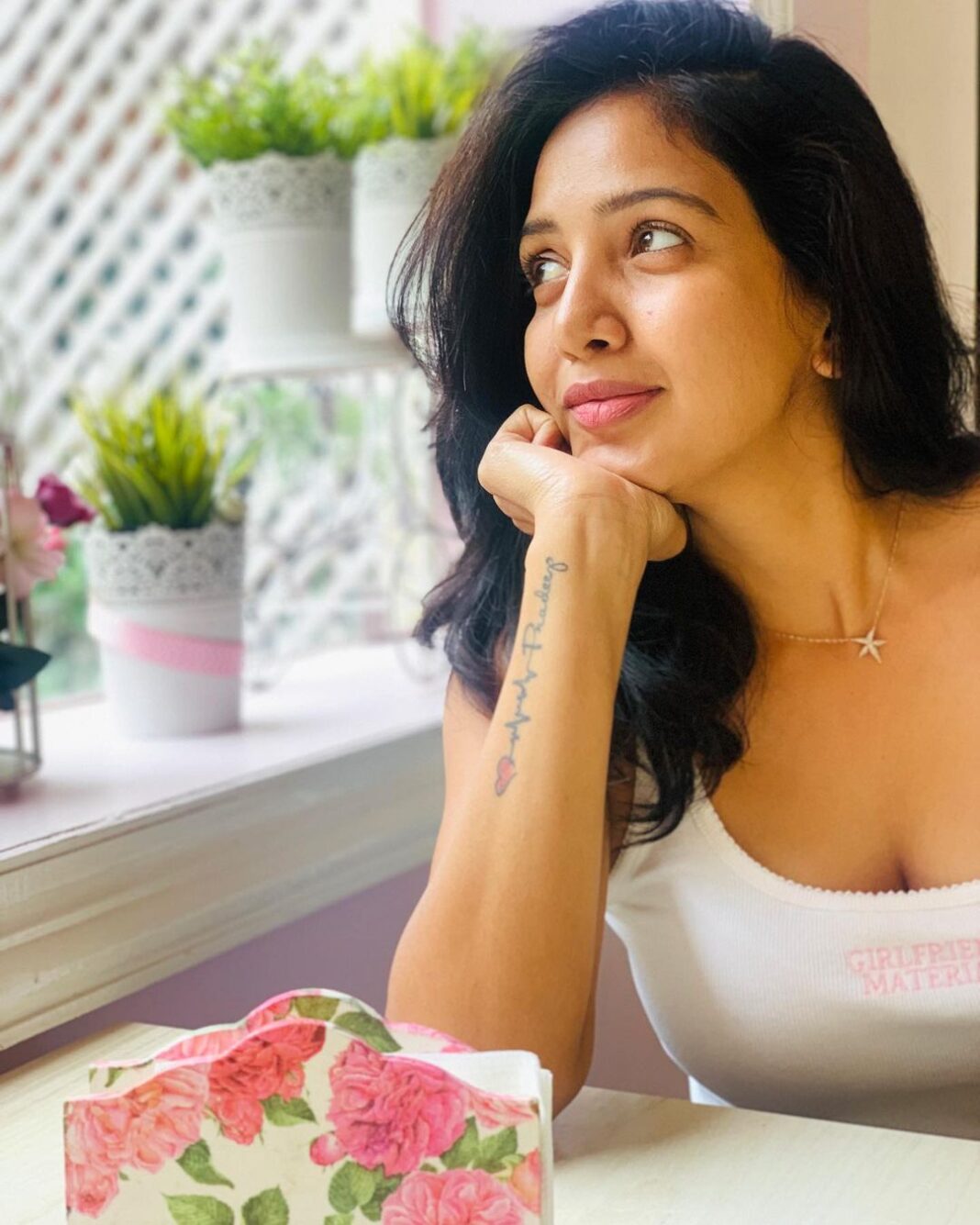 Actress Pavani Reddy HD Photos and Wallpapers August 2021 | Gethu Cinema