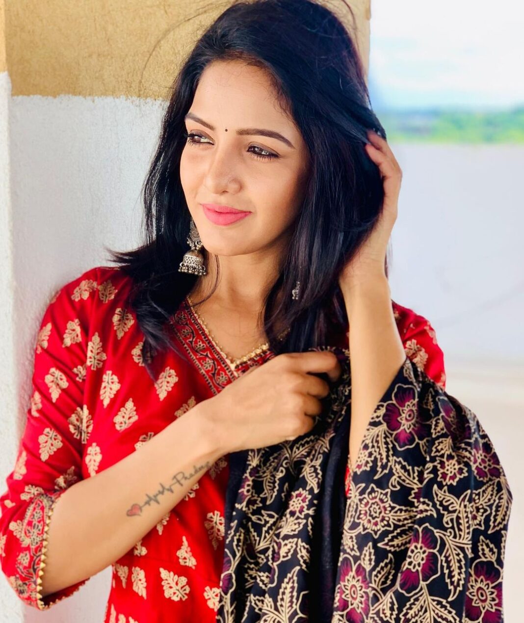 Actress Pavani Reddy HD Photos and Wallpapers August 2021 | Gethu Cinema