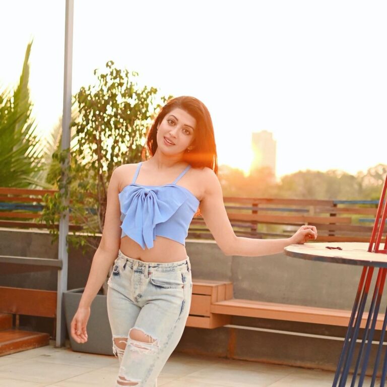 Actress Pranitha Subhash HD Instagram Photos and Wallpapers February ...