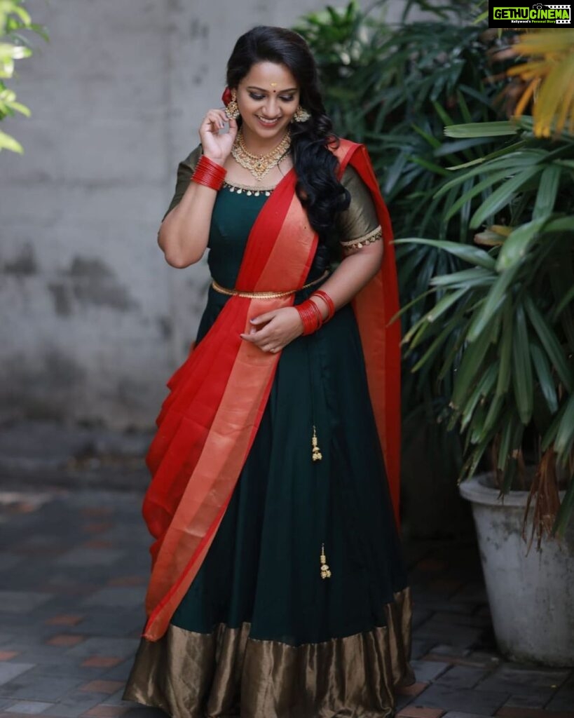 Actress Pratheeksha G Pradeep HD Instagram Photos and Wallpapers June ...