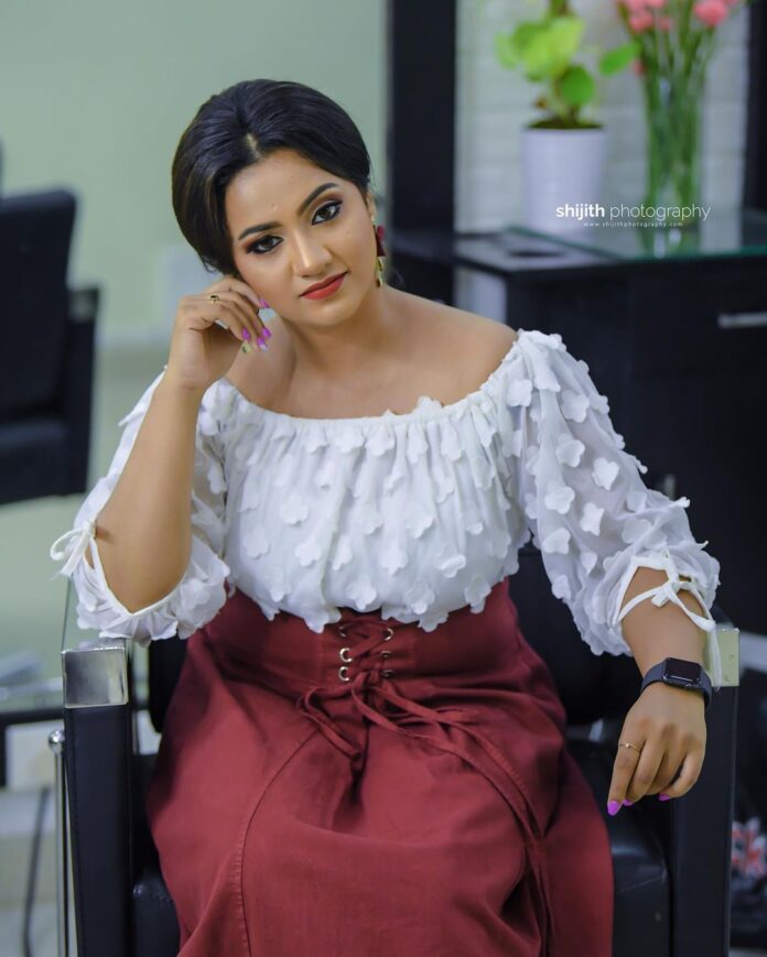 Actress Pratheeksha G Pradeep HD Photos and Wallpapers April 2022 ...