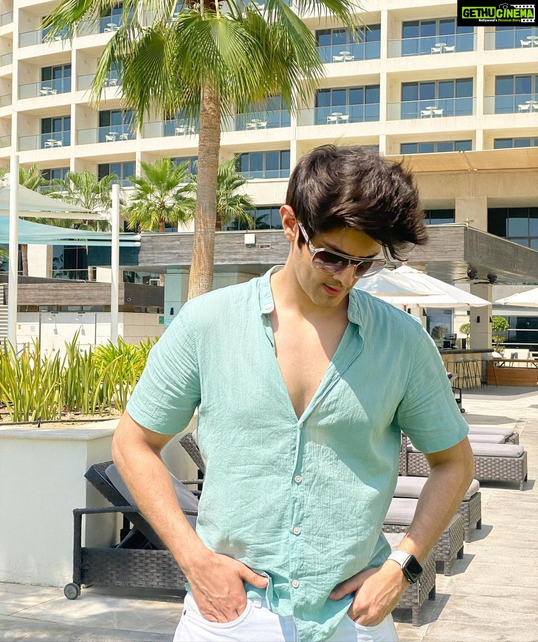 Rohan Mehra Instagram – Tell me all your feelings, Whisper in my ear 🤍 ...