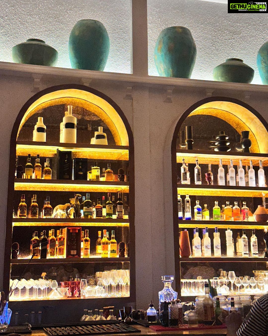 Actress Roshni Walia HD Instagram Photos and Wallpapers April 2023 ...