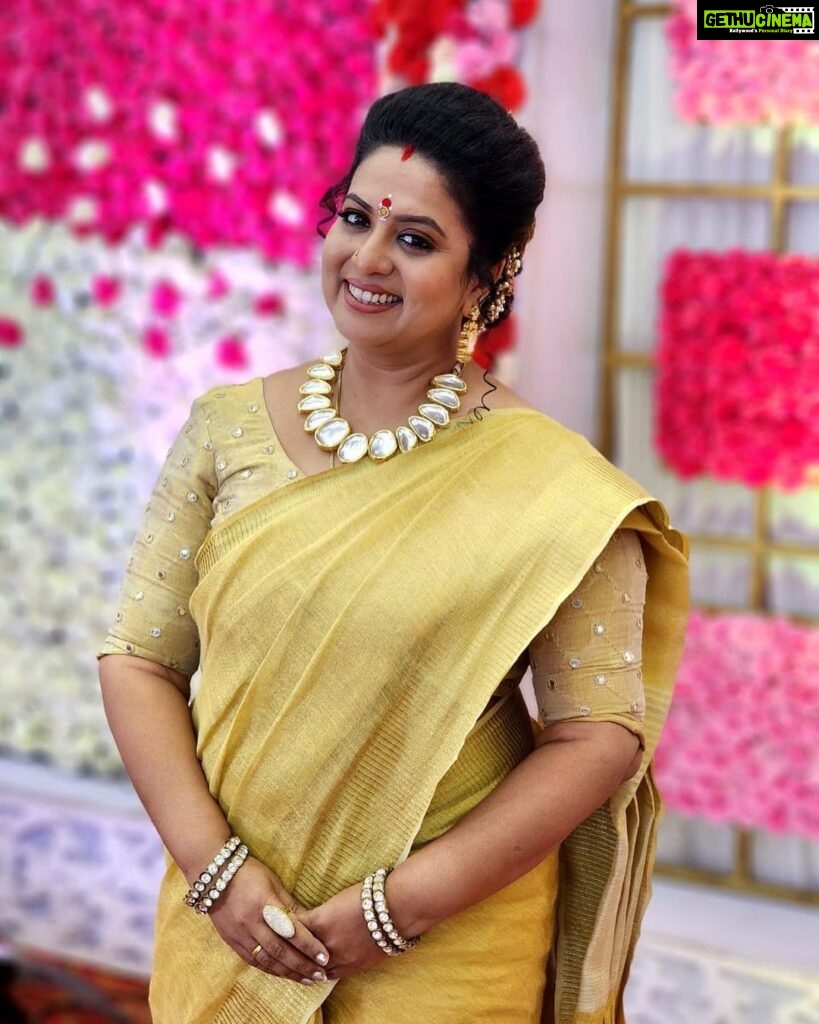 Actress Rupa Sri HD Instagram Photos and Wallpapers January 2023 ...