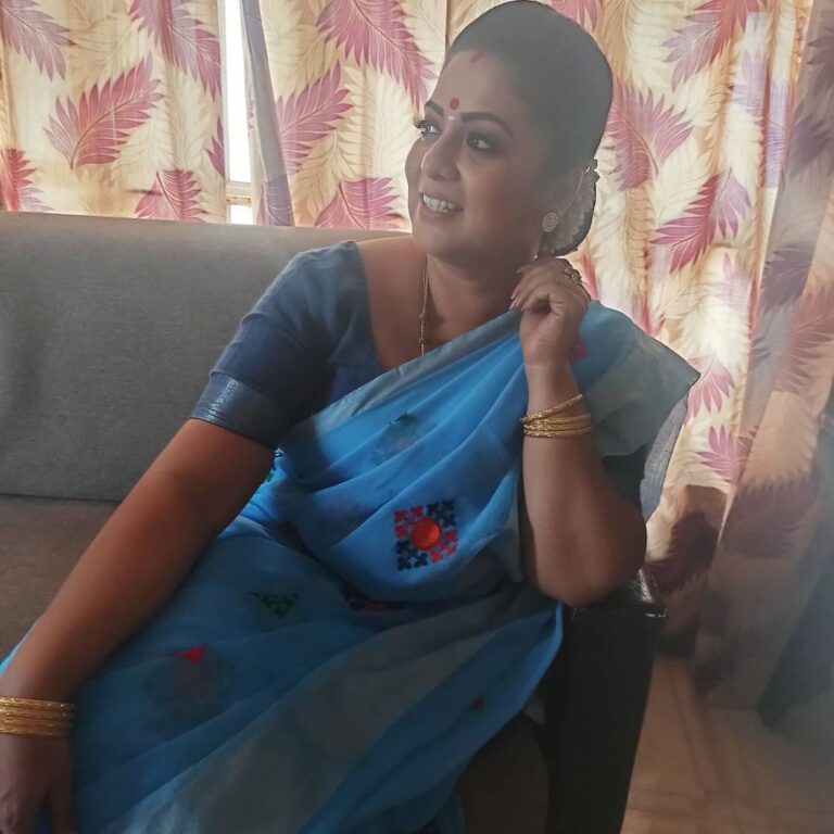 Actress Rupa Sri HD Photos and Wallpapers February 2021 - Gethu Cinema