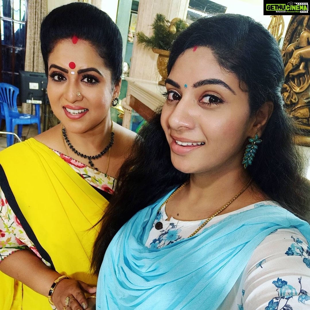 Rupa Sri Instagram – 𝚑𝚊𝚙𝚙𝚢 𝚔𝚊𝚛𝚝𝚑𝚒𝚐𝚊𝚒 𝚍𝚎𝚎𝚙𝚊𝚖 | Gethu Cinema