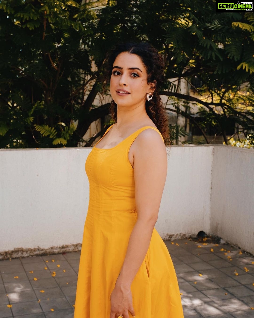 Actress Sanya Malhotra HD Instagram Photos and Wallpapers May 2023 ...