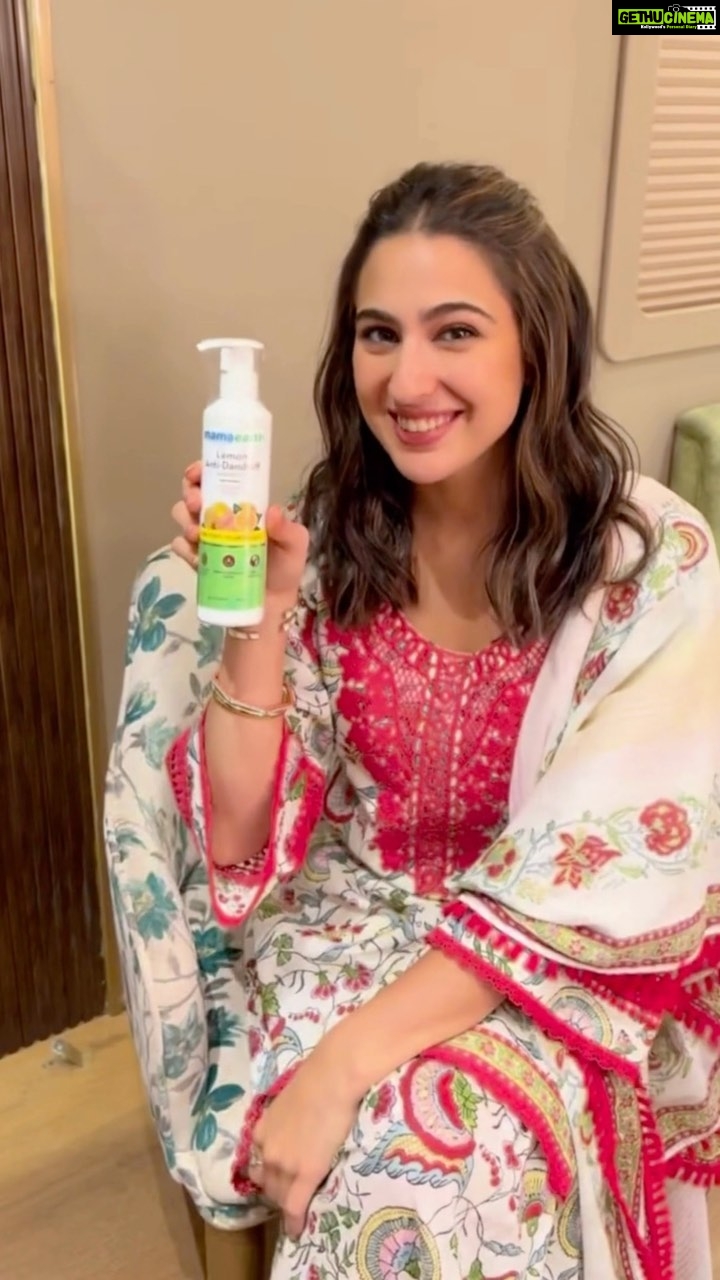 Sara Ali Khan Instagram – Natural Goodness that smoothens dand’ruff ...