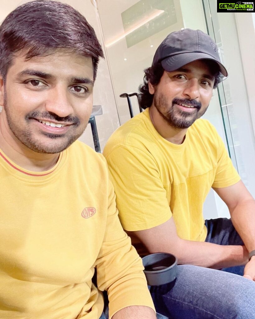 Actor Sathish HD Instagram Photos and Wallpapers May 2023 | Gethu Cinema