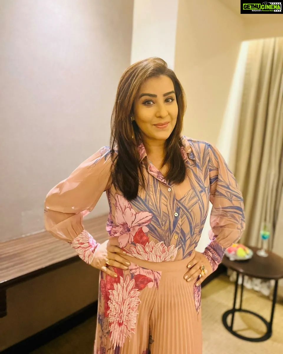 Actress Shilpa Shinde HD Instagram Photos and Wallpapers April 2023 ...